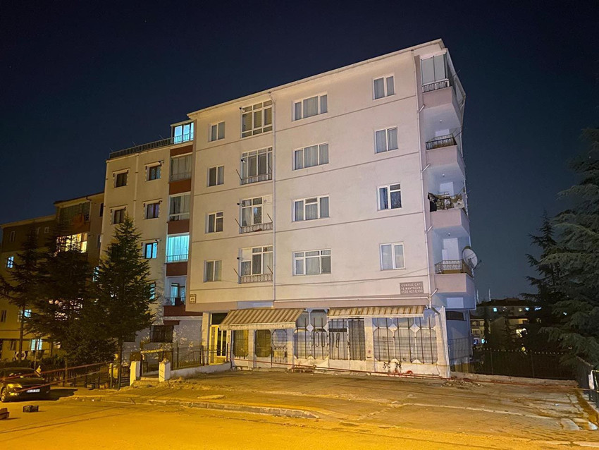 8 katlı apartman gece vakti apar topar tahliye edildi - Haber3